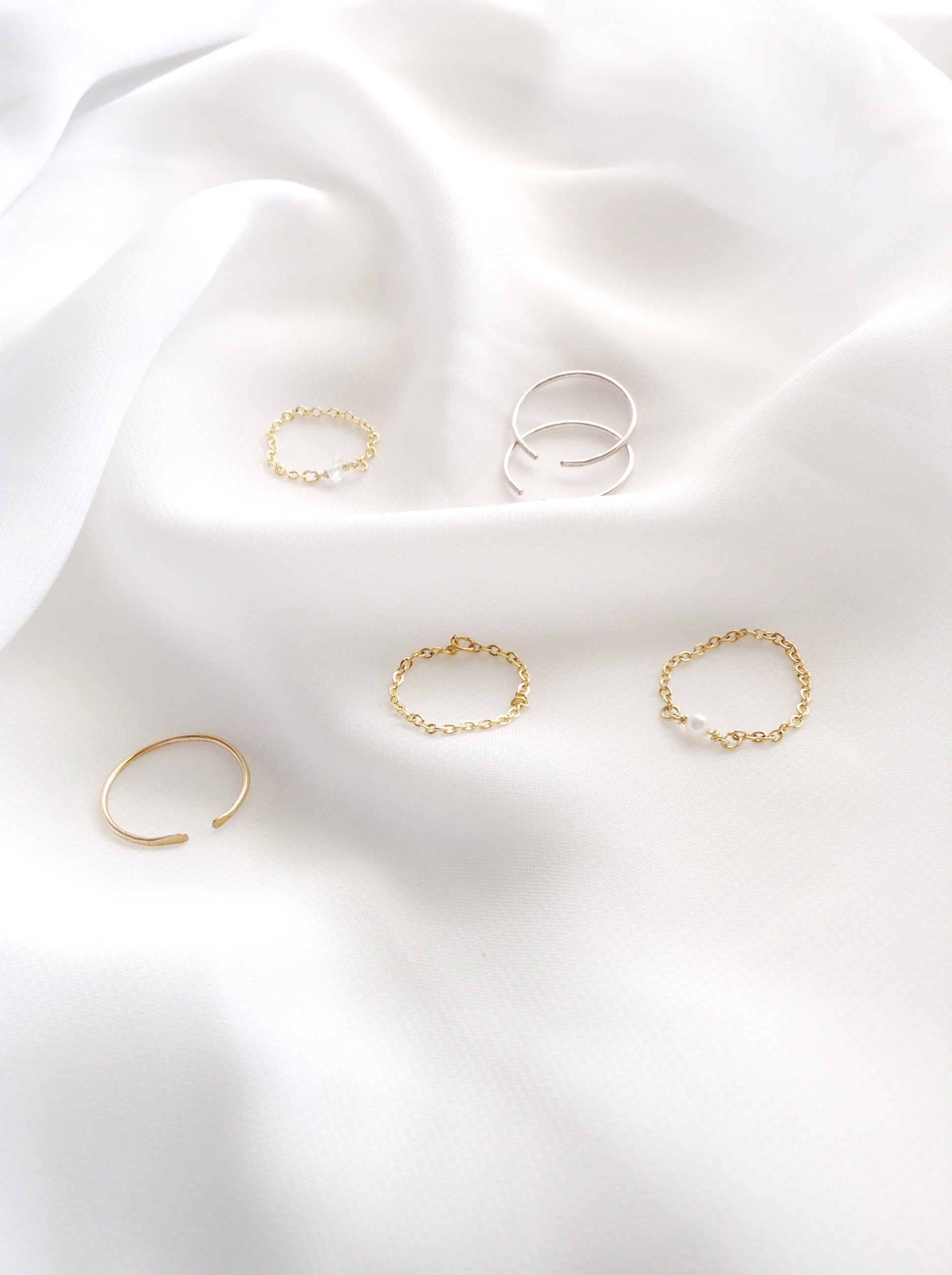 Delicate Rings – IVOLVE